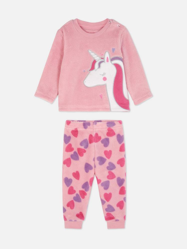 Primark Fleece Pyjamas – Welcome baby